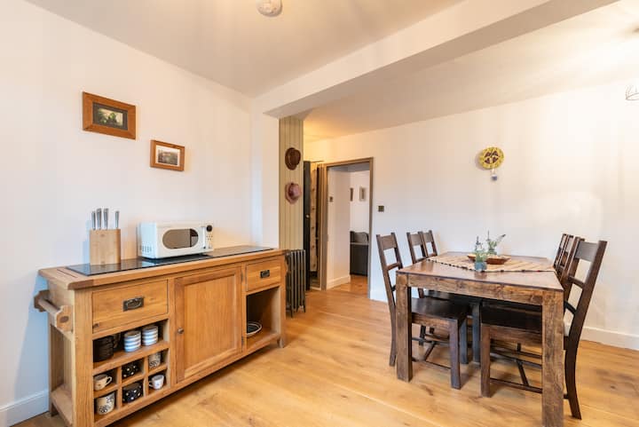 Amazing Maisonette In Boho Montpelier, City Centre - Bristol
