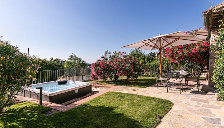 Casa Livio, A Garden With A View - Italia