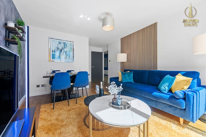 2 Bedroom Greek Street Residence - Central Leeds - Leeds