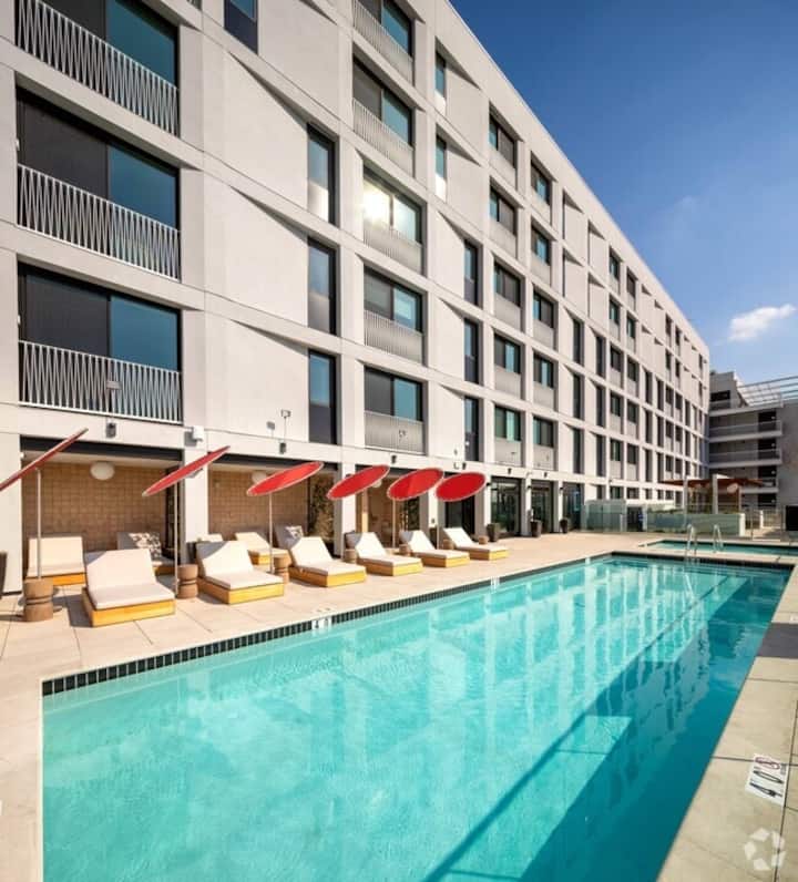 Urban Marina Oasis Poolside Relaxation + Gym ! - Marina Beach Marina Del Rey