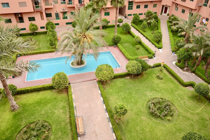 Stylish & Comfy Gem: 5* Location ~ Pool ~ Balcony! - Marrakesch