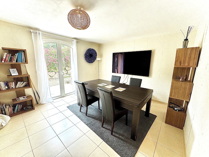 Appartement à  Aix-en-provence - Sainte Victoire - Aix-en-Provence