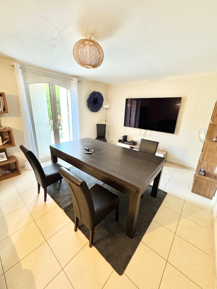 Appartement à  Aix-en-provence - Sainte Victoire - Aix-en-Provence