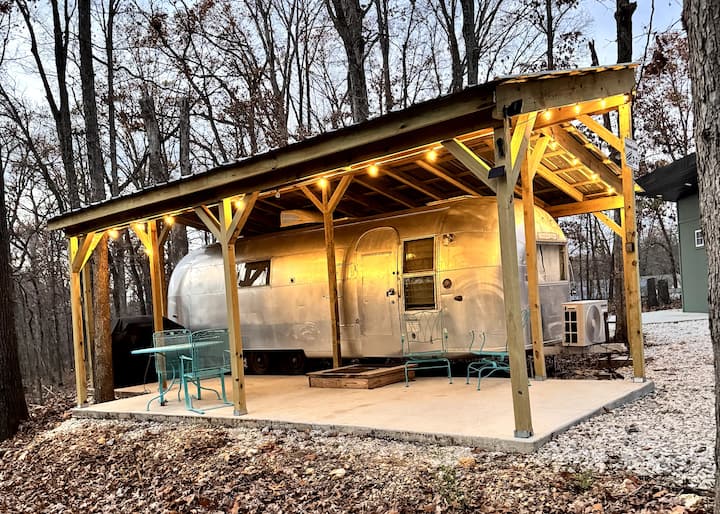 1966 Airstream Ambassador, D-2 - Beaver Lake, AR