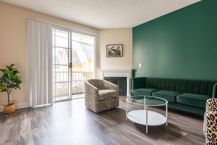 Travel Haven At Miracle Mile - Clover Park - Santa Monica
