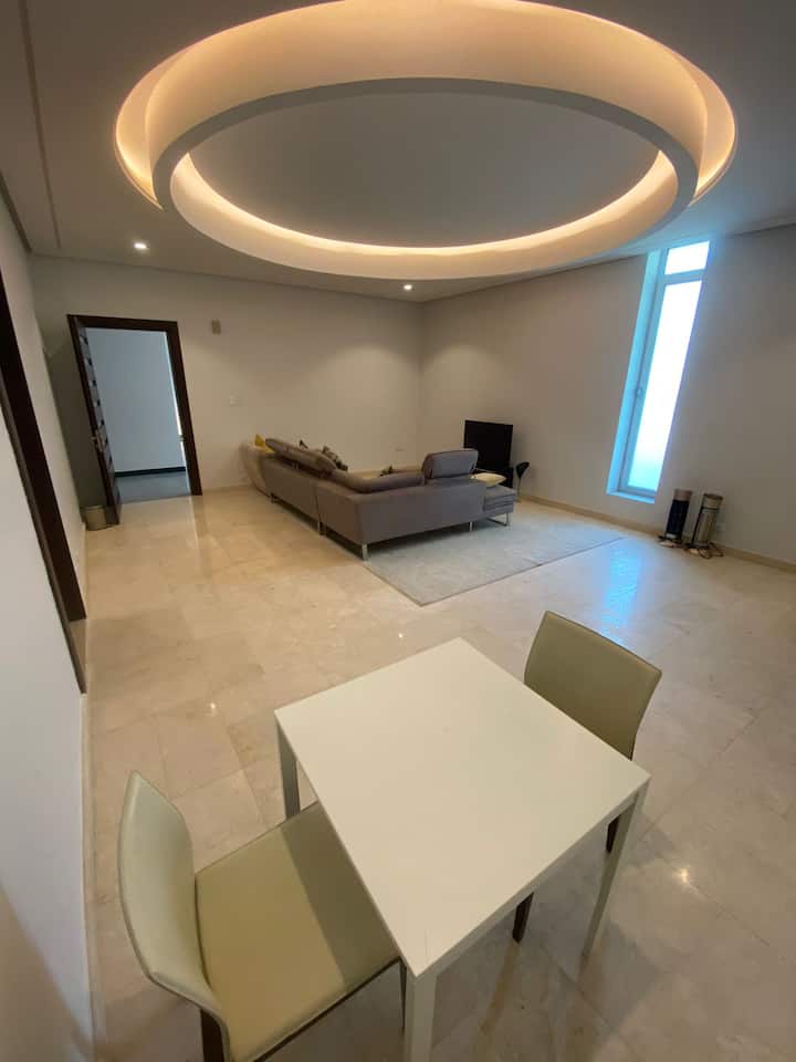 Beautiful 2 Bedroom Apartments
Flat Num (4) - Dammam