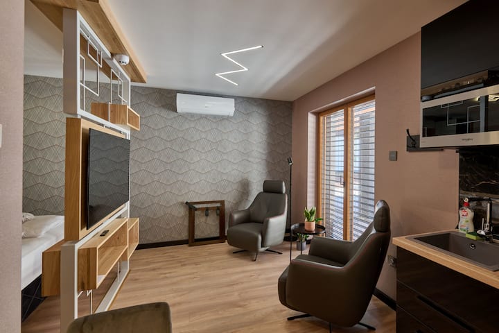 Grandis - A1 Lamborghini Apartman - Gödöllő