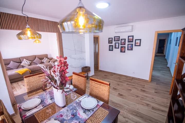 Naīsa Apartamento Turístico - Villena