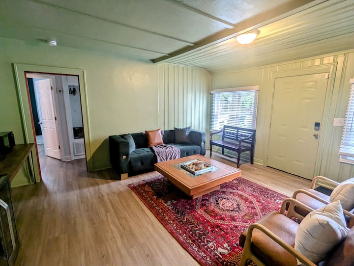 Clover House | Remote Adjustable Bed! - North Charleston, SC
