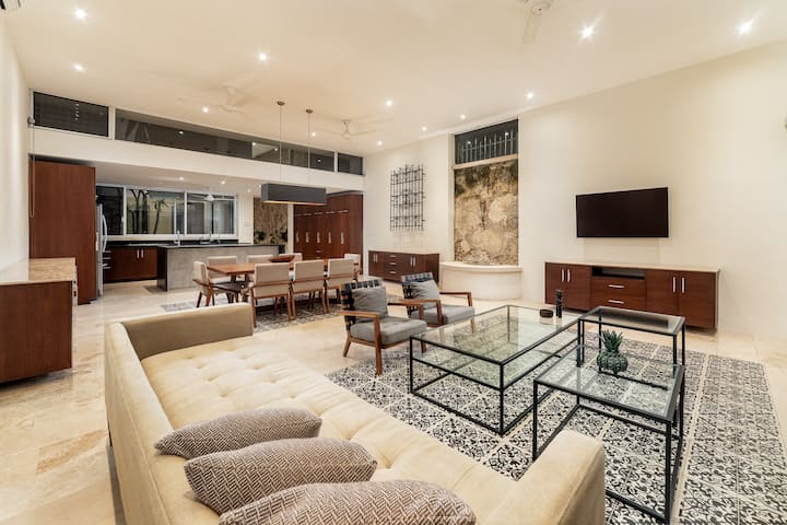 3 Bedroom Oasis 1 Block From Paseo Montejo - Mérida