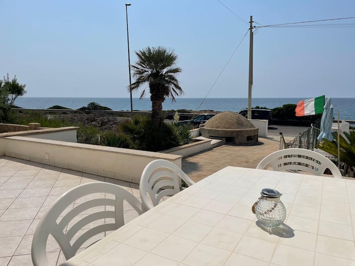 Casa Fronte Mare 2/5 Posti - Torre San Giovanni