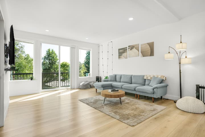Full Kitchen | Balcony | Central | Family Friendly - Vancouver, WA