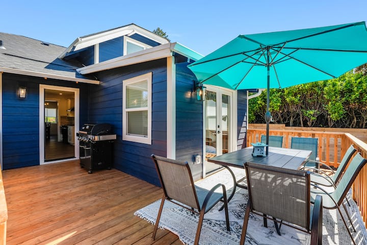 Entertainment Haven / Pool Table - Beaverton, OR