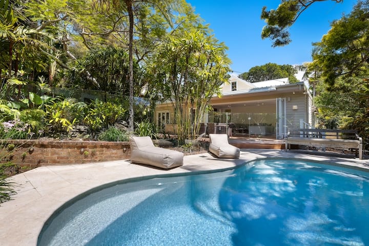 The Massinger . Tropical Family Escape - Byron Bay