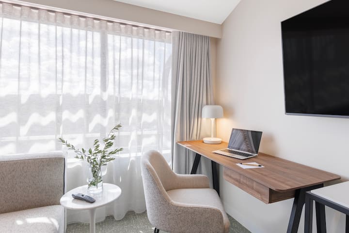 Interconnecting Studios; 2 Private Spaces Combined - Canberra