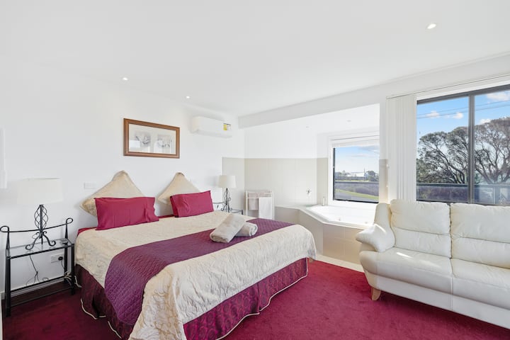 Moonlight Bay - Apt 2 - San Remo