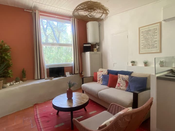 Gîte Climatisé Avec Piscine - Venelles