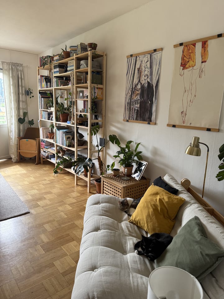 Cozy Apartment In Walking Distance From Södermalm - Estocolmo