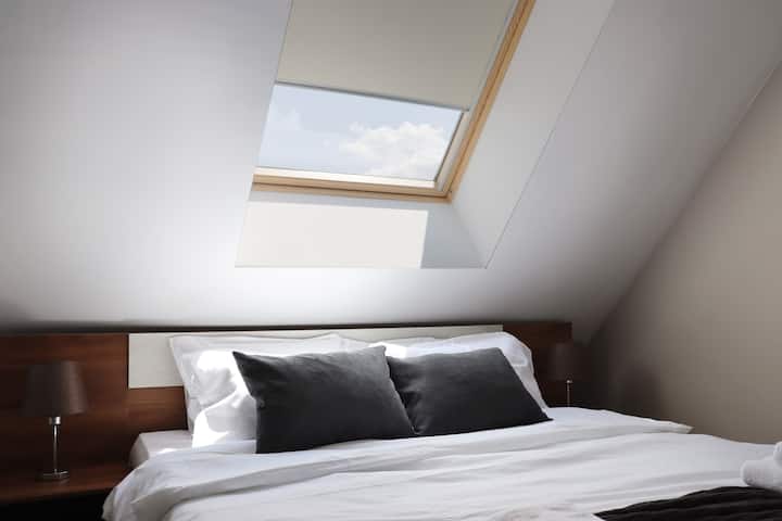 Sofia Skyline 1bdrm + Free Parking & Terrace - Sofia