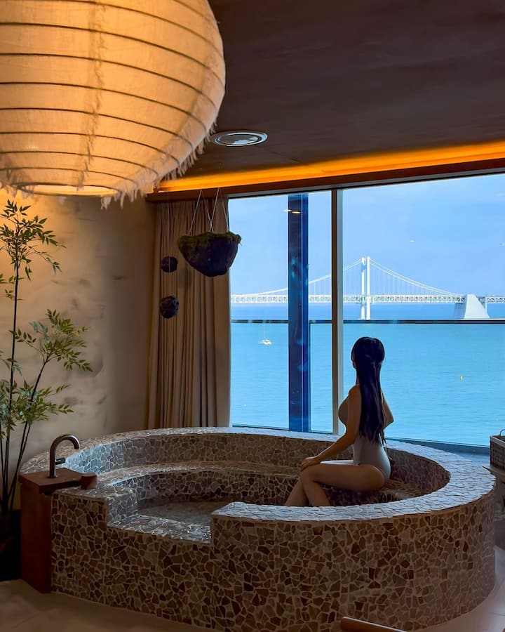 광안대교뷰)25평/기준4인/방2칸/퀸2개/고요1002 - 釜山