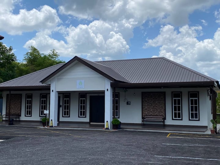 Delima Guesthouse (3 Room,2 Toilet) - Bukit Kayu Hitam