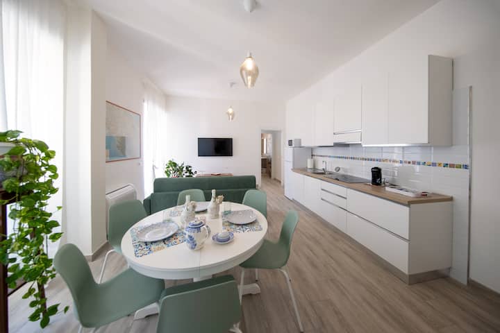 New Cozy Apartment Closed To The Train Station - Salerne
