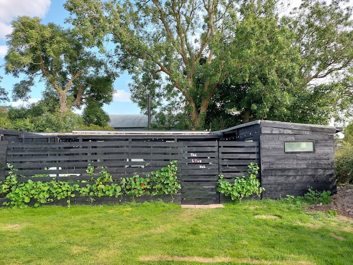 The Love Hub @Killinchy Cabins - Northern Ireland