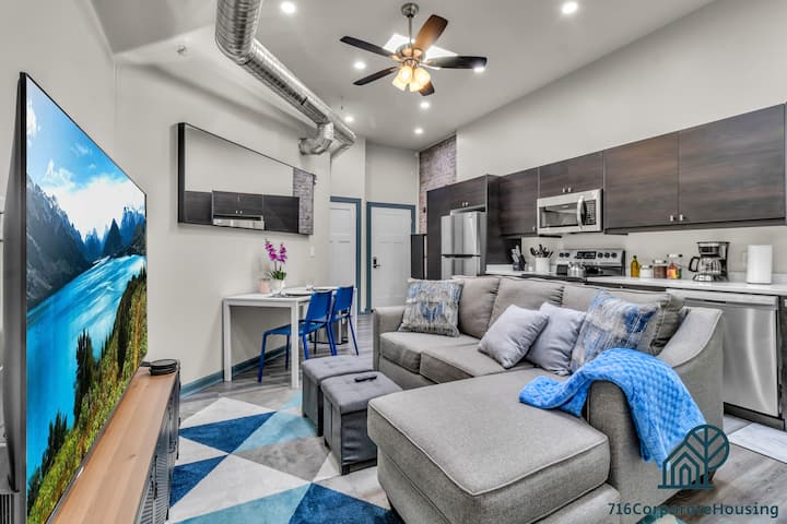 2 Bed 2 Bath + In-unit Laundry + Gated Parking 3b - Buffalo, NY