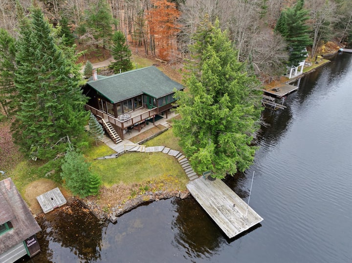 Waterfront Escape Close To Old Forge - Enchanted Forest Water Safari, Old Forge