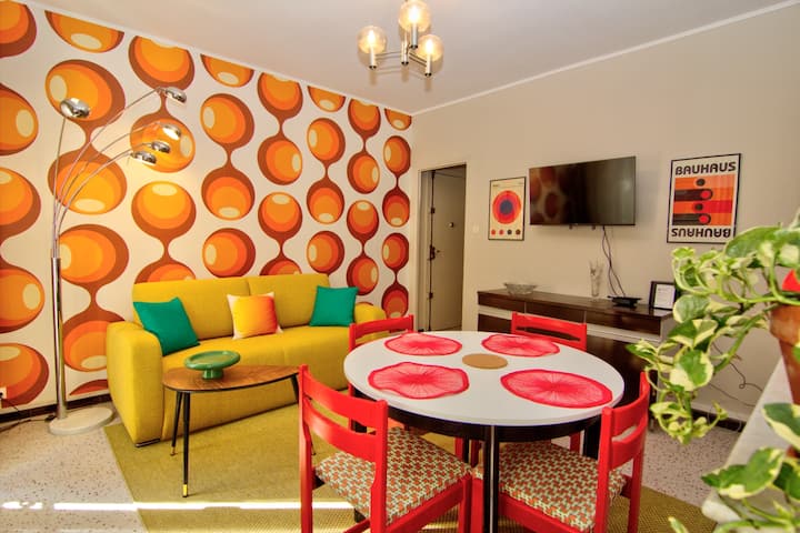 Appartement Rétro Années 70  Les Terrasses Du Port - Marseille