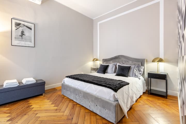 Domus San Carlo- Luxury Apartment In Turin's Heart - Turin