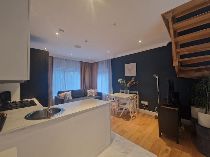 Riverside Modern Gem Dublin 2 Bedrooms 2 Bathrooms - Dunboyne