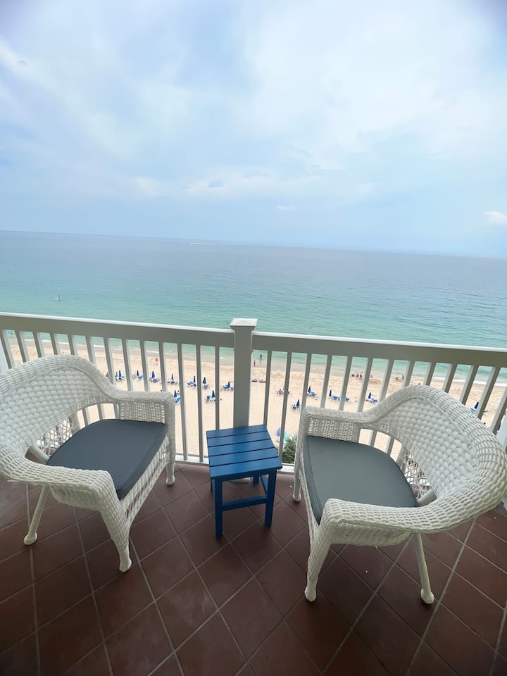 2 Queen Bed - Beachside Bliss Suite - 7th Floor - Fort Lauderdale