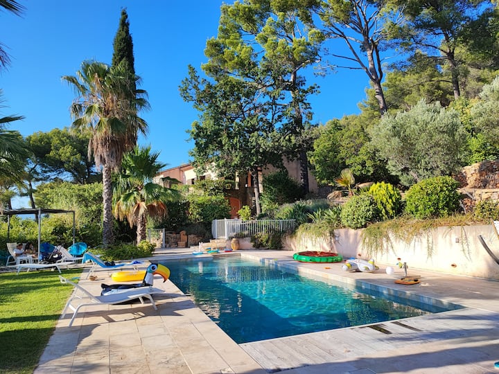 Villa Calista Classée 5* Avec Vue Mer Et Piscine - Sanary-sur-Mer