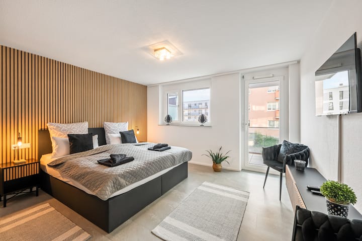 Livinglike-6pp-central-spacious-balkony-garage - Pforzheim