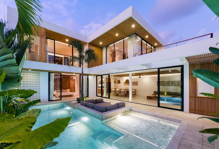 Stunning 3 Bedroom Villa In Tegal Cupek - Australia