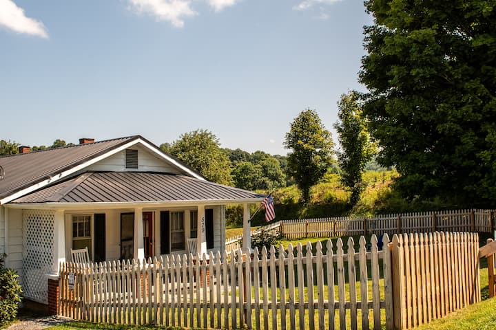 Roan Mountain Cottage - Roan Mountain State Park, Roan Mountain