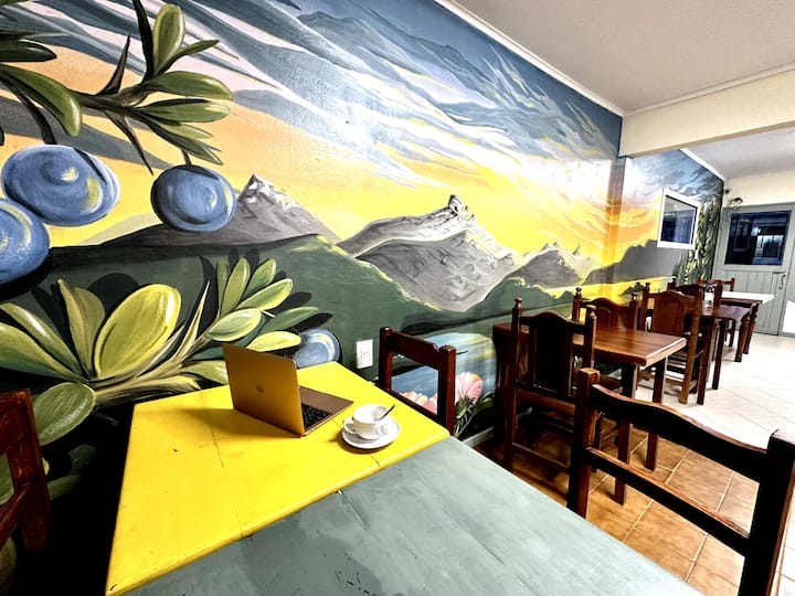 Con Desayuno! Tu Lugar Ideal En Calafate - El Calafate