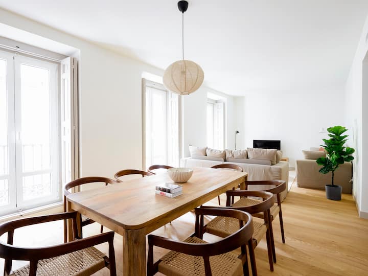 Exclusive Luxury Apartment In Central Madrid - Madrid