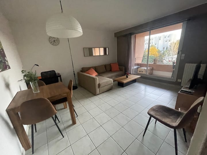 Calme T2 + Wifi Proche Centre, Vue Magnifique - Aix-en-Provence