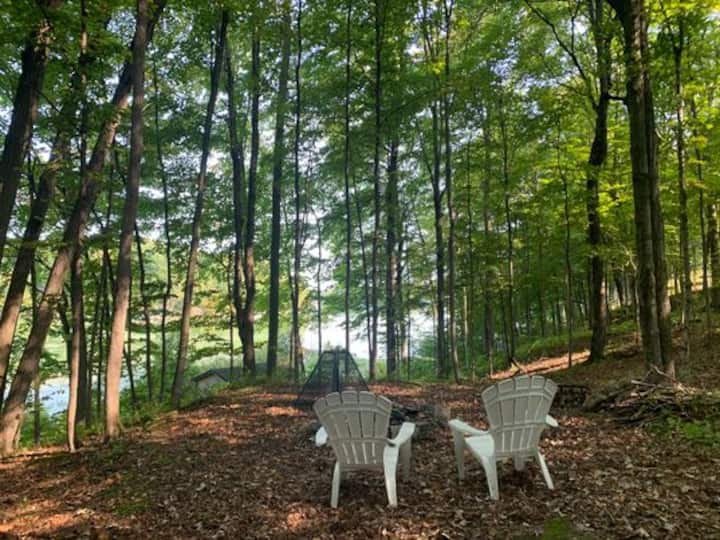Lakeside Tiny Cottage In The Woods - Kingston, Ontàrio, Canadà