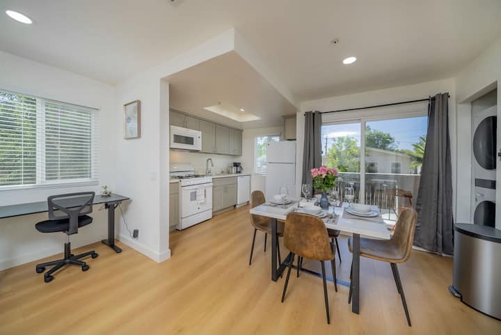 005 2br/2ba Apartment Near Dt Alhambra - Alhambra, CA