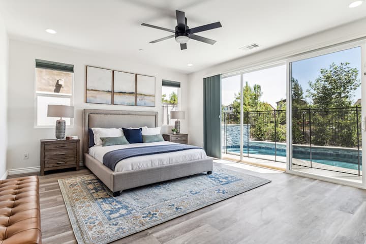 Temecula/murrieta 4 Bed Lux Pool Home 2rms Down - Temecula, CA