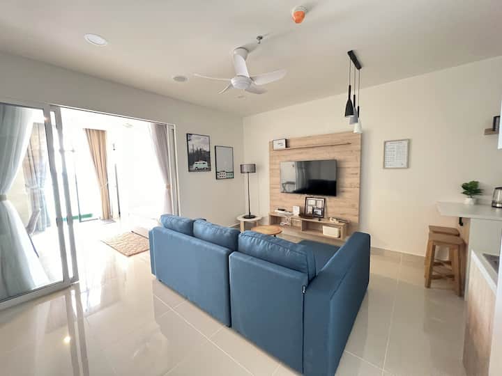 The Shore B19 High Floor Seaview By Amor Suite - Kota Kinabalu