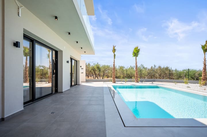 Aura Luxury Suite | Temma Villas - Hersonissos