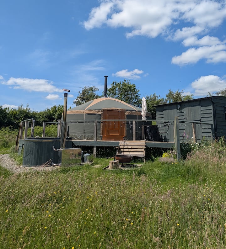 Meadow Yurt At Go Eco Glamping - Lampeter
