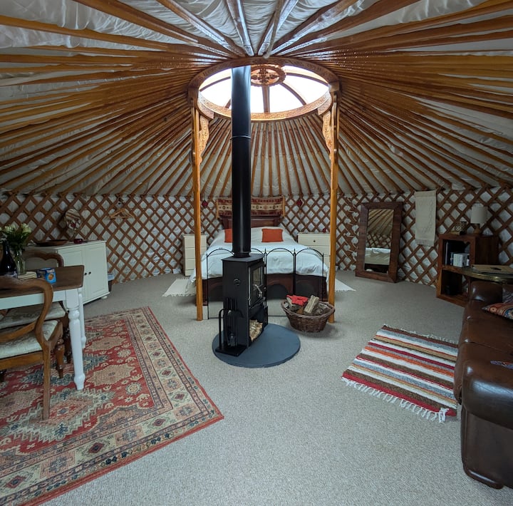 Meadow Yurt At Go Eco Glamping - Lampeter