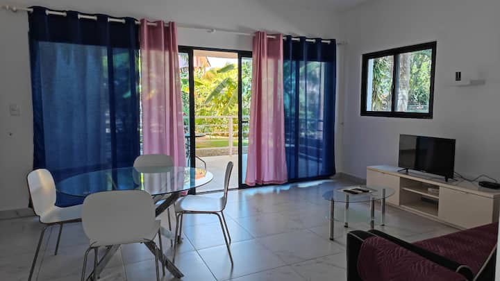 Blue Apt H1 - Pool - 2 Bedroom- Guest Friendly - Sosúa