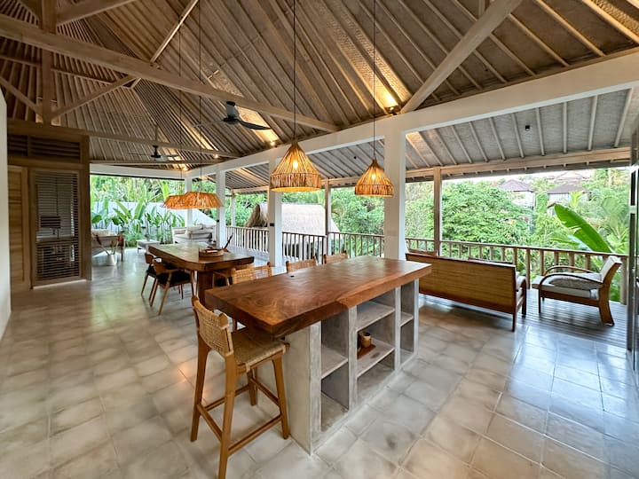 Natural And Peaceful Villa Sentosa - Ubud