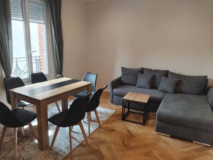 Appartement Chic Au Cœur De La Défense Et Paris - Nanterre